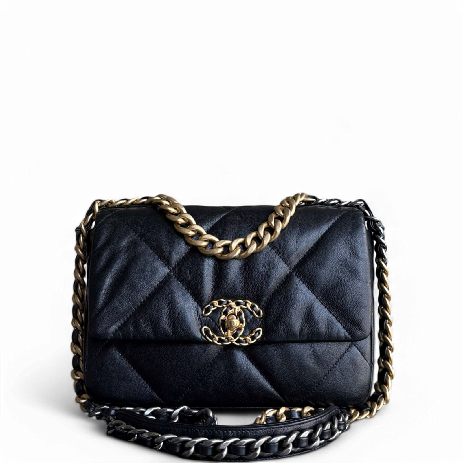 Chanel Singapore | Authentic Secondhand Bags from Luxury Evermore
