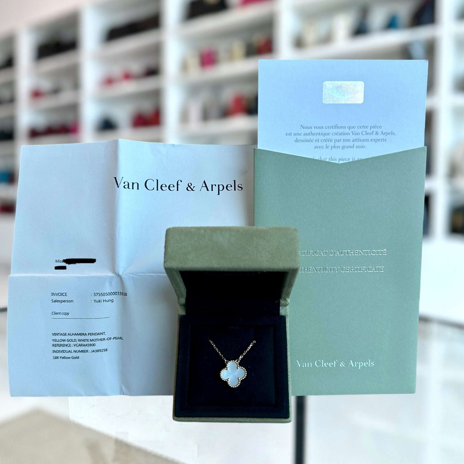 *Receipt, Cert* Van Cleef & Arpels VCA Vintage Alhambra Mother Of Pear